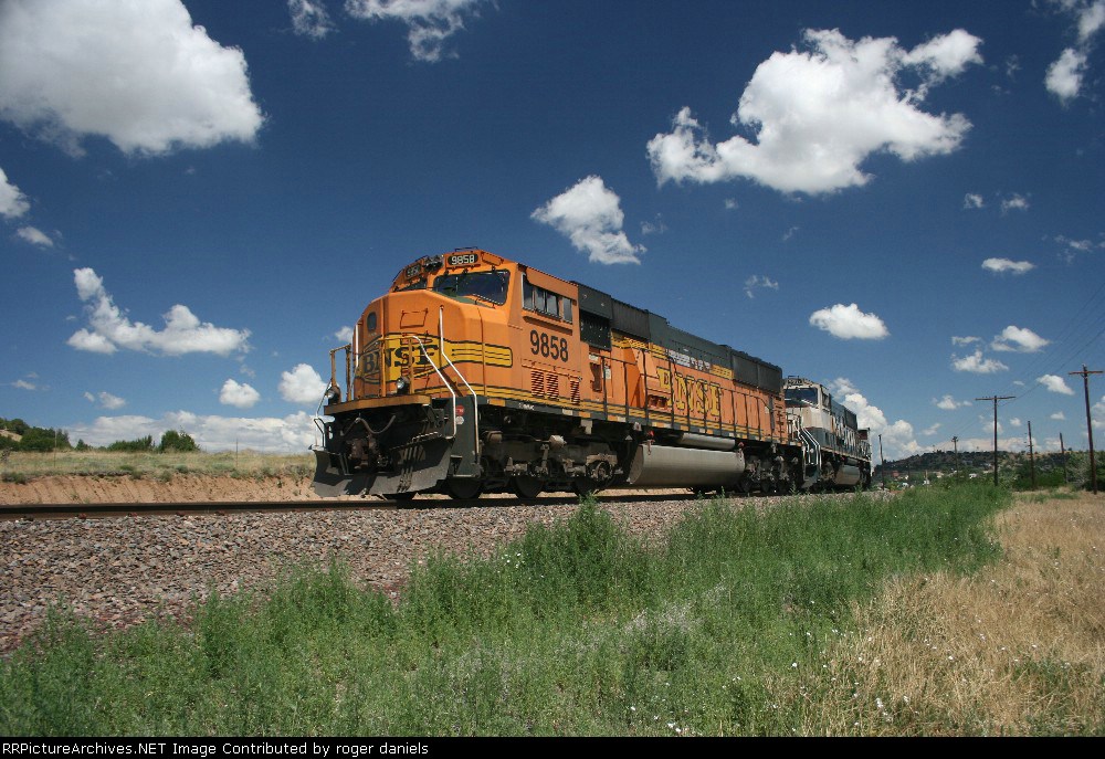 BNSF 9858
